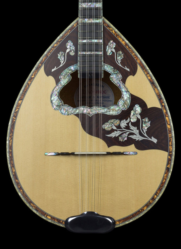 Eight-string bouzoukia | Xiloihos hand made musical instruments
